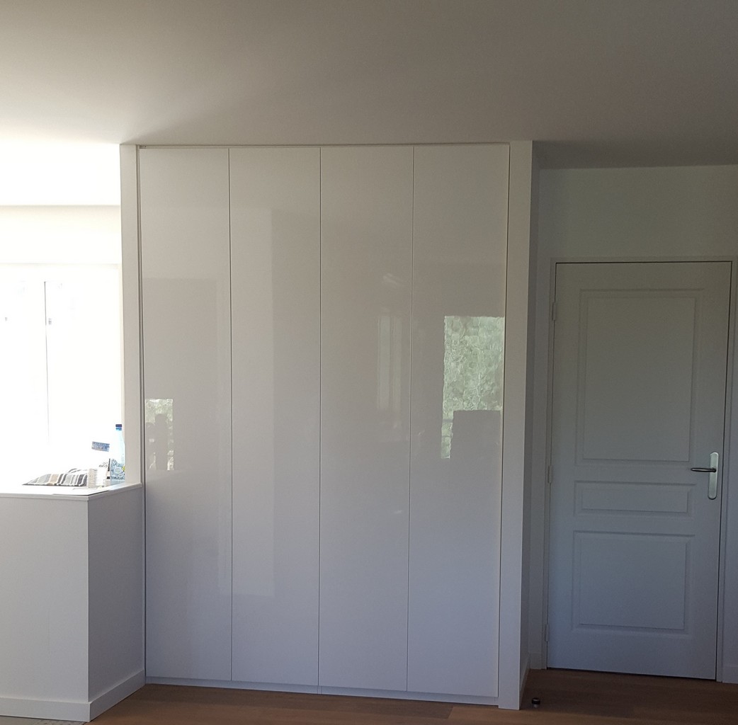 Dressing porte battante sur mesure Nantes, pose sur 44 | Rangeocean